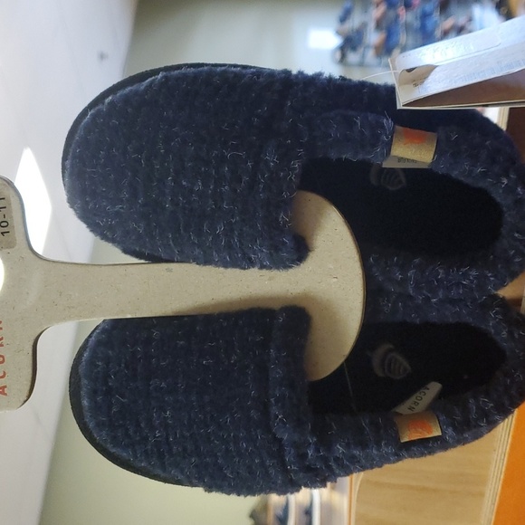 Acorn | Shoes | Acorn Tex Polar Slippers | Poshmark